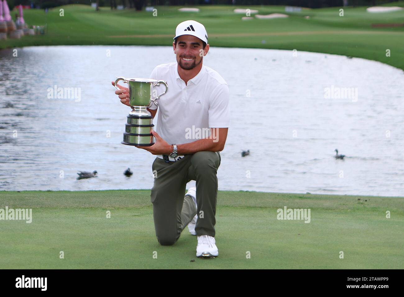 Joaquin niemann trophy golf hi-res stock photography and images - Alamy