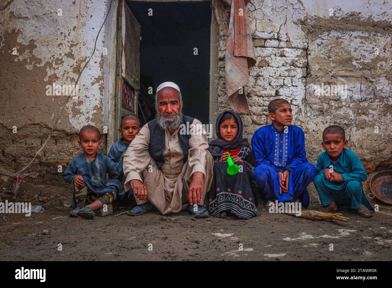 Refugee Afghan families in need of assistance | Needy families ...