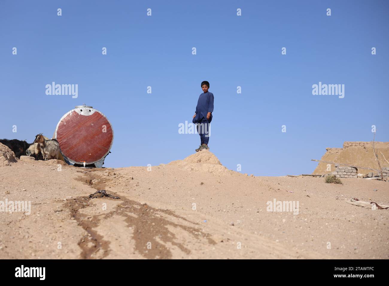 Refugee resources hi-res stock photography and images - Alamy
