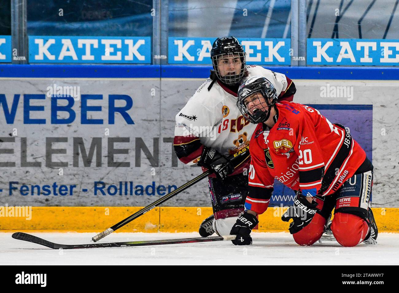 Memmingen, Deutschland. 03rd Dec, 2023. 03.12.2023, Eissporthalle am ...