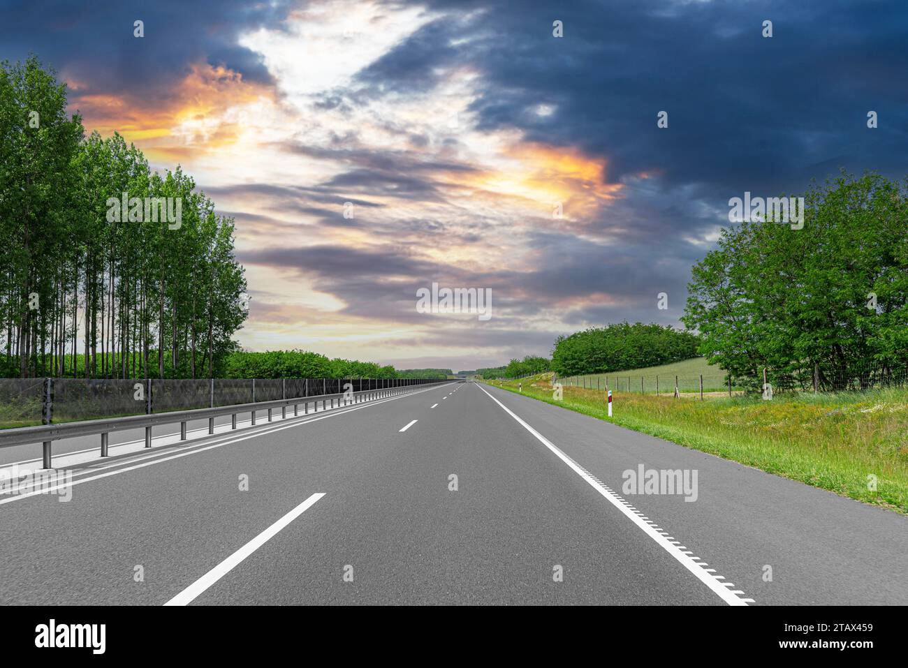 Empty automobile expressway Stock Photo - Alamy