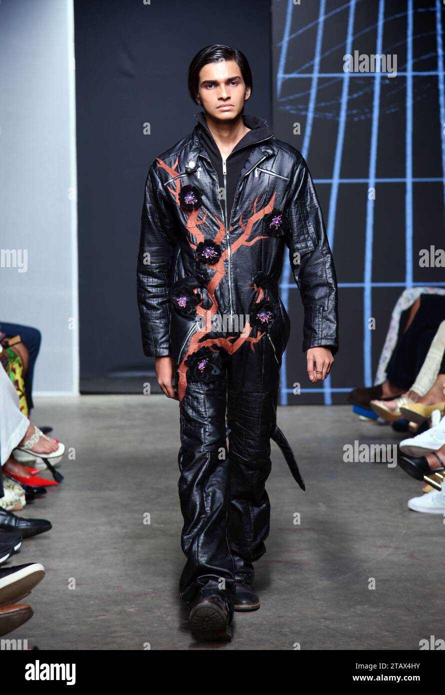 Mercedes benz fashion week 2023 hi-res stock photography and images - Alamy