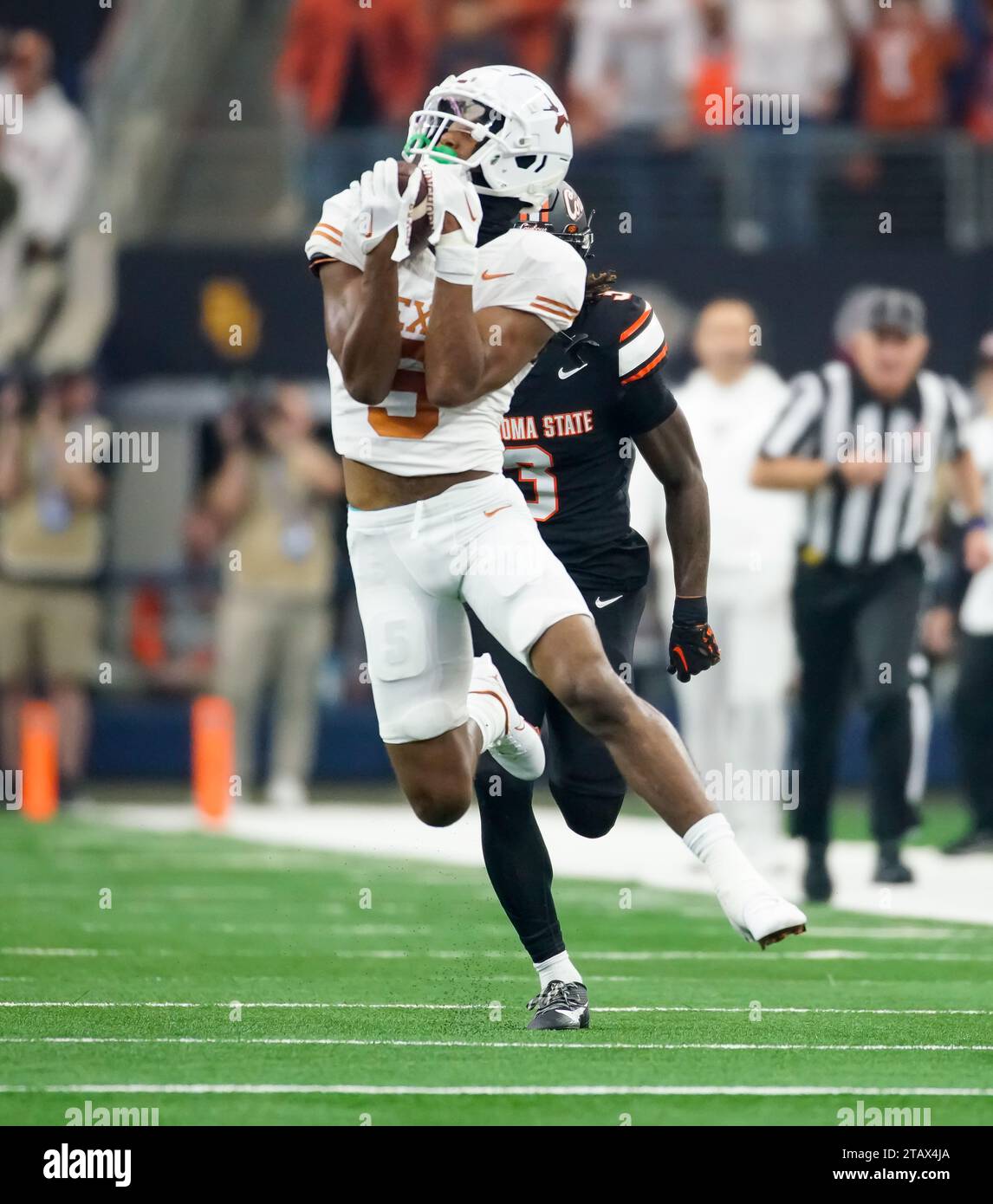 Arlington, USA. 02nd Dec, 2023. December 2, 2023: Texas Longhorns wide ...