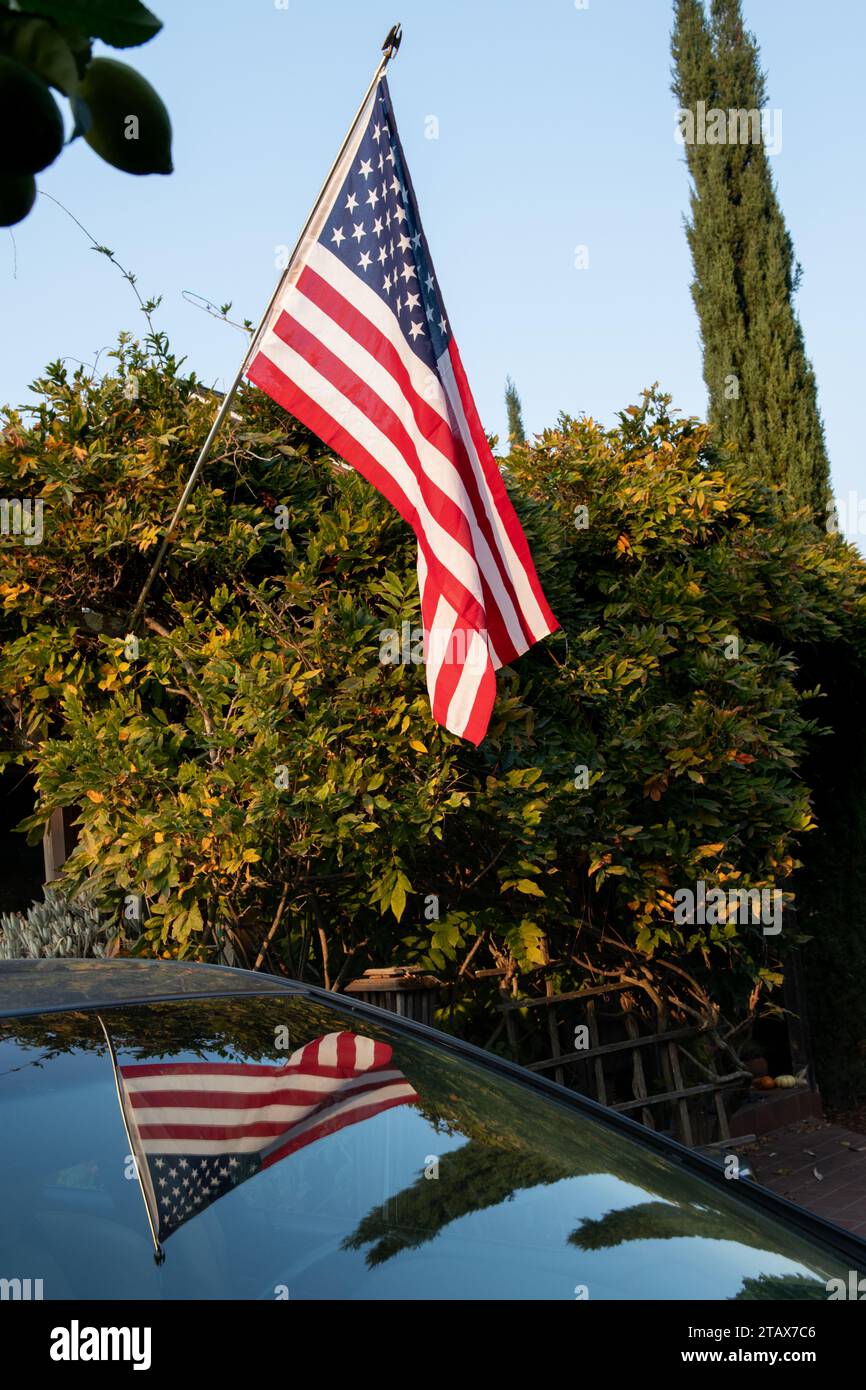 Car hood flag hi-res stock photography and images - Alamy