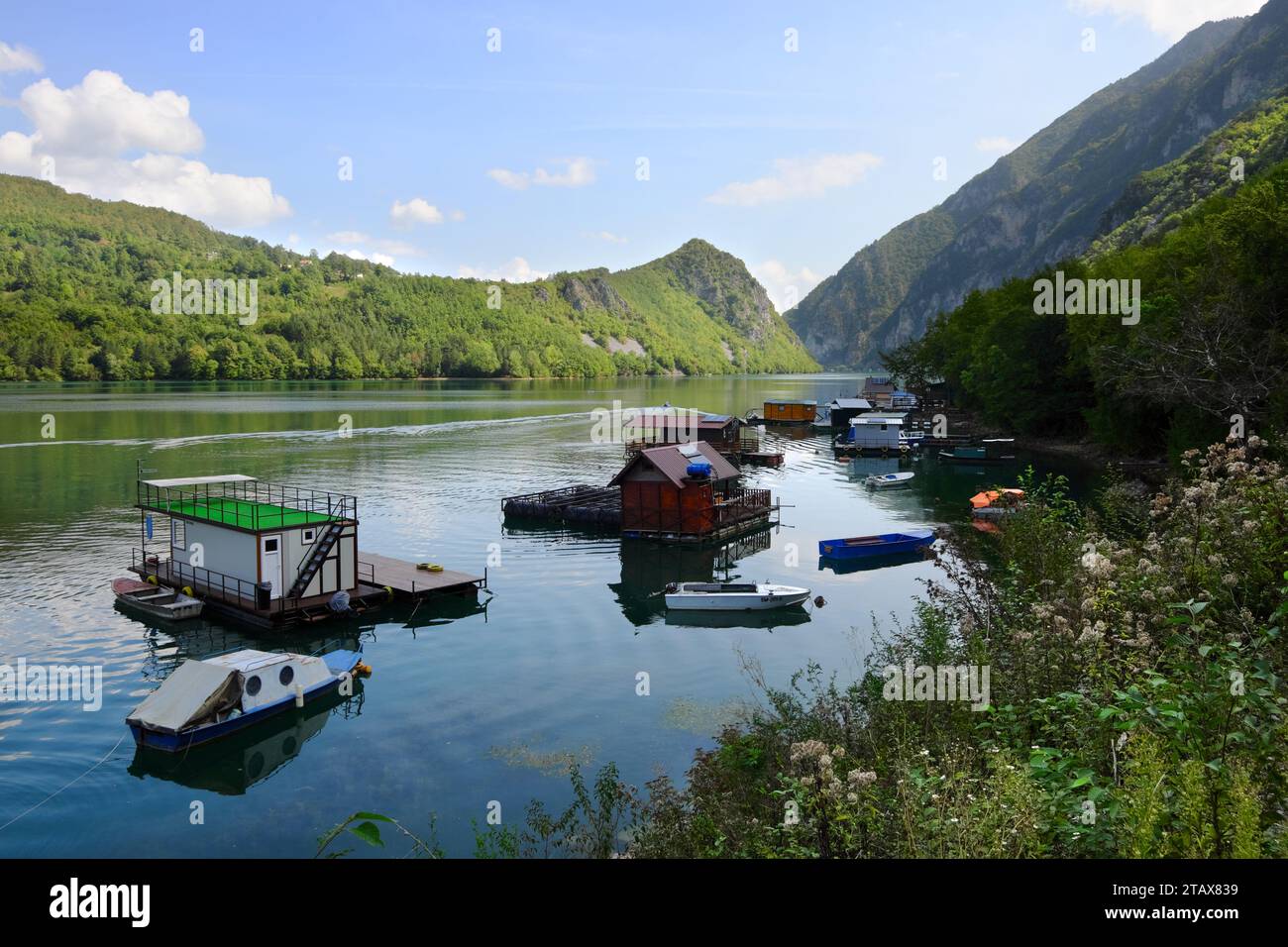 view coast and houseboats of Perucac Lake - Drina River, Bajina Basta ...