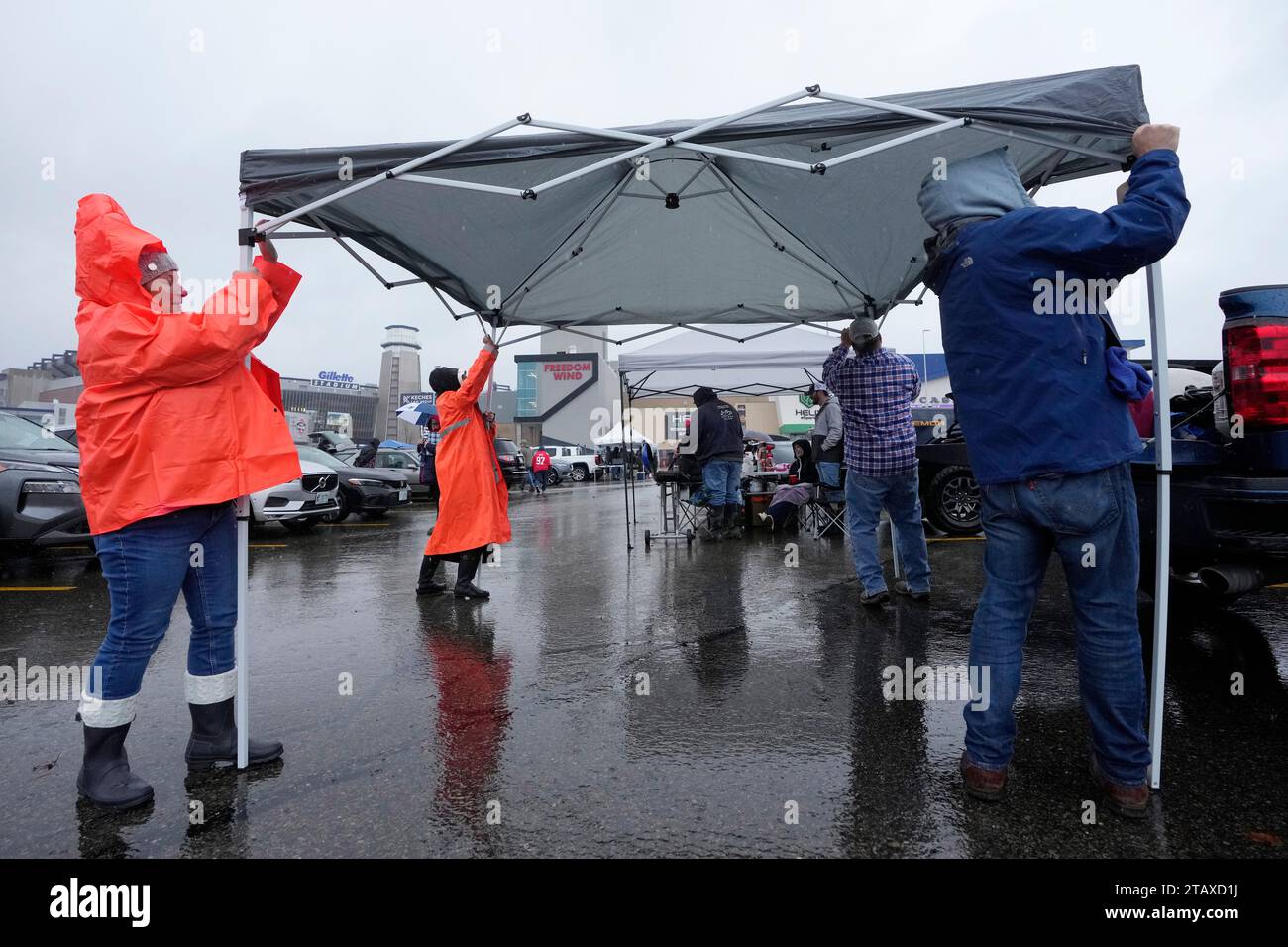 Fans prepare to tailgate prior to an NFL football game, Sunday, Dec. 3 ...