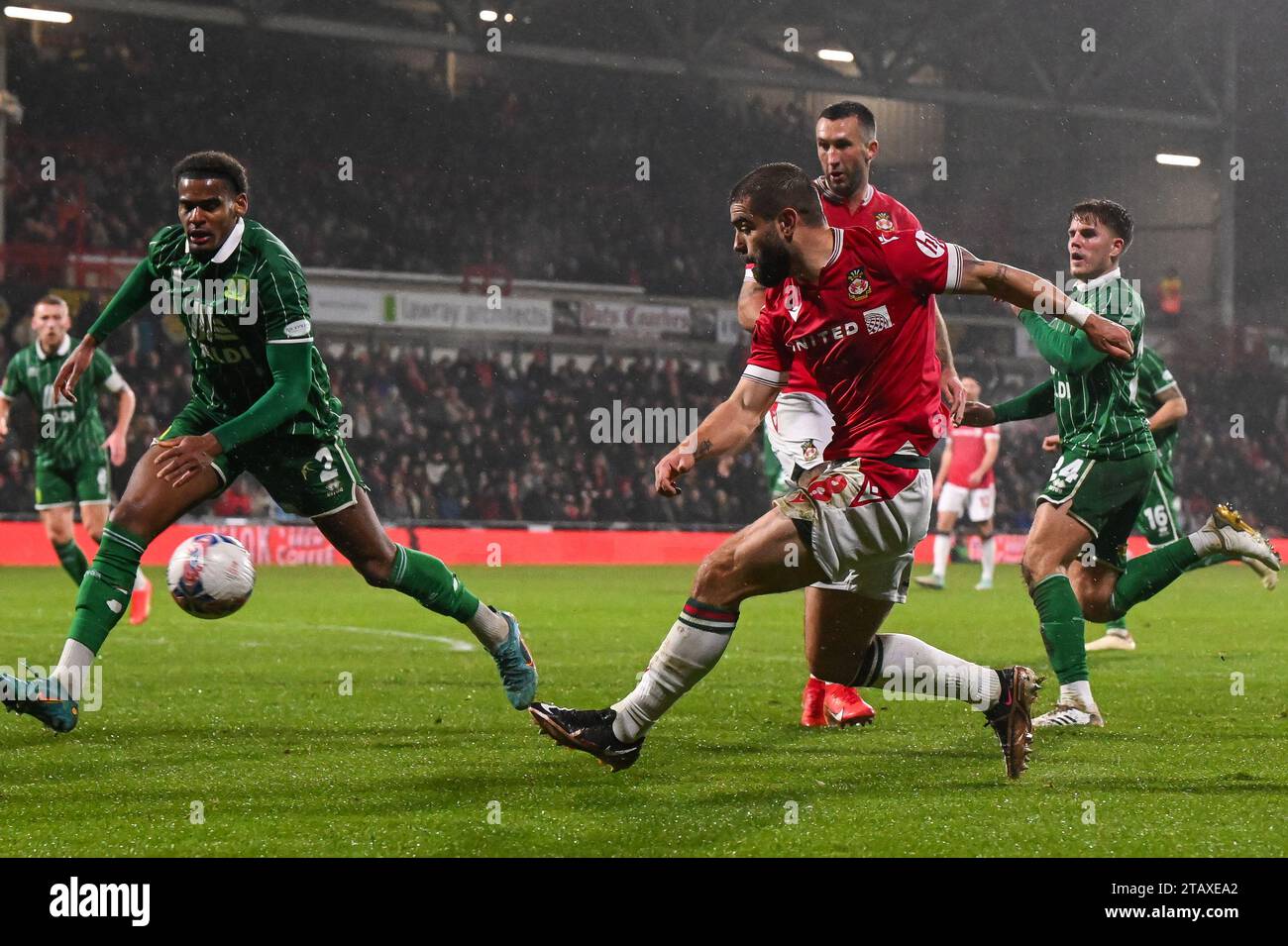 Football luke young hi-res stock photography and images - Alamy