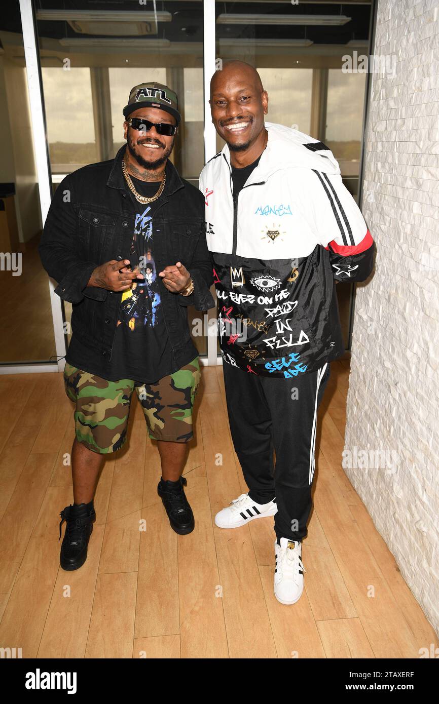 HOLLYWOOD, FL - DECEMBER 02: Michael Mike Keith and Tyrese Gibson at ...