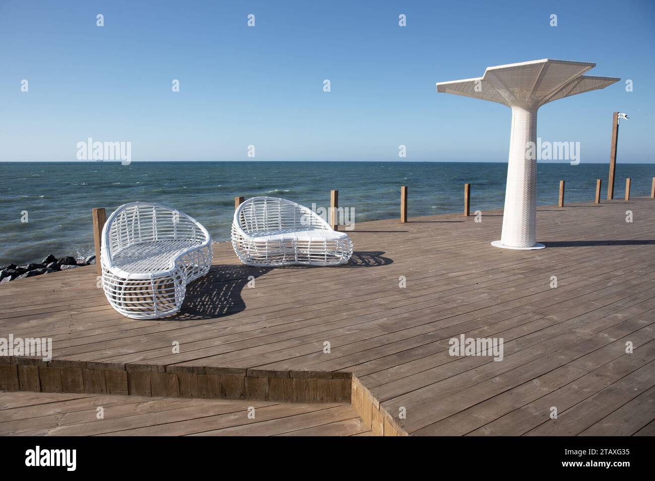 Modern white rattan furniture to create an outdoor pool in living room ...