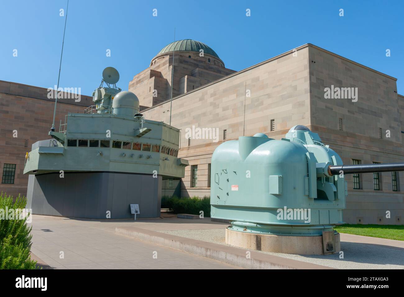 Canberra Australia - January 24 2011; Turret and gun from destroyer ...