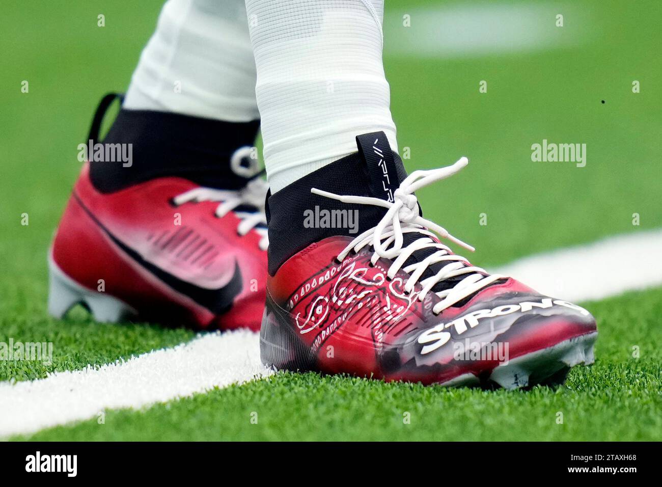 Denver Broncos linebacker Baron Browning wears shoes decorated for the ...