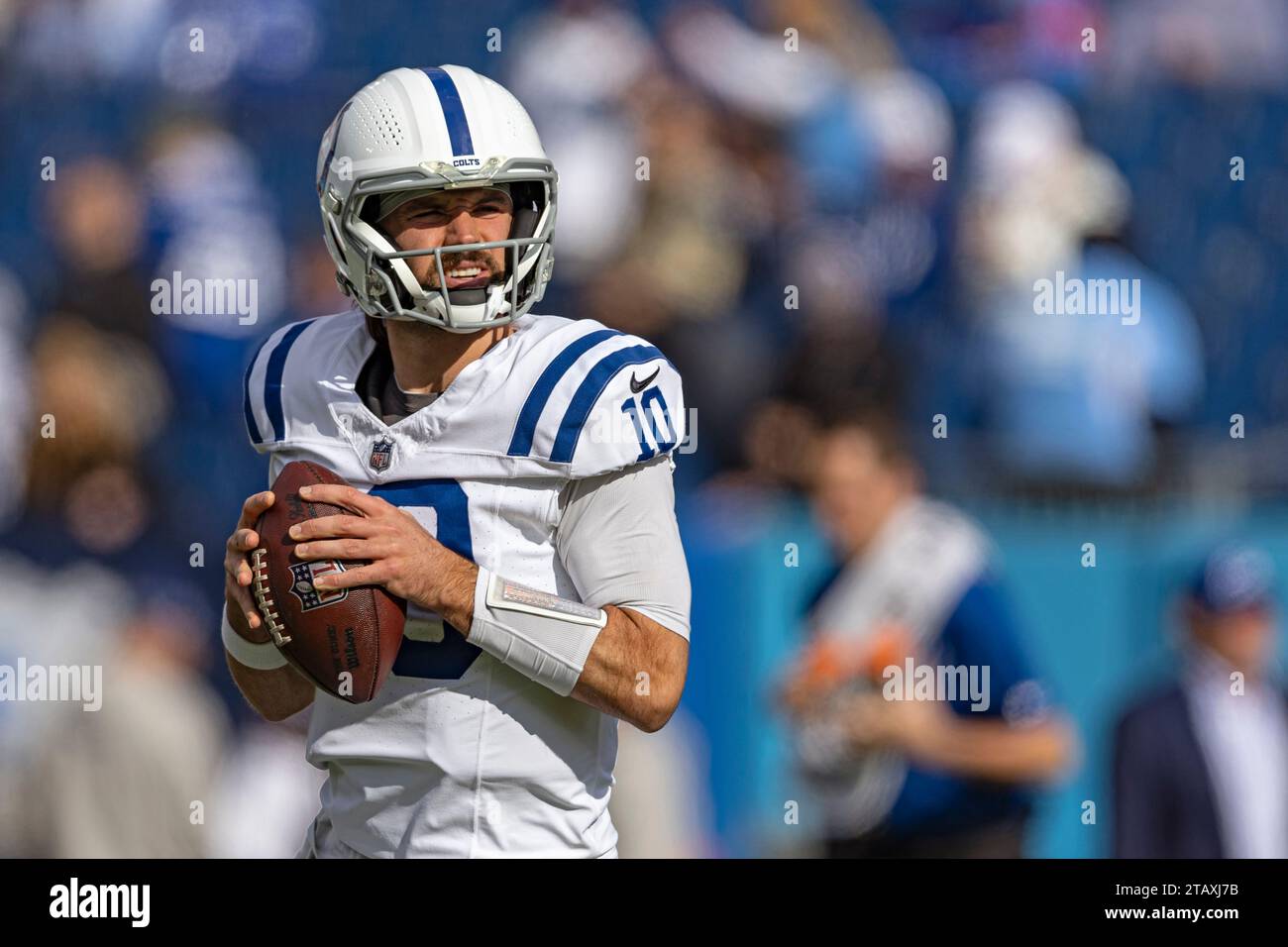 Indianapolis Colts quarterback Gardner Minshew (10) looks for a receiver during warmups before ...