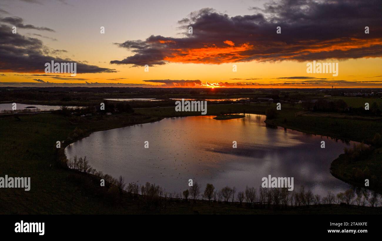 Aerial lakes mirror hi-res stock photography and images - Alamy