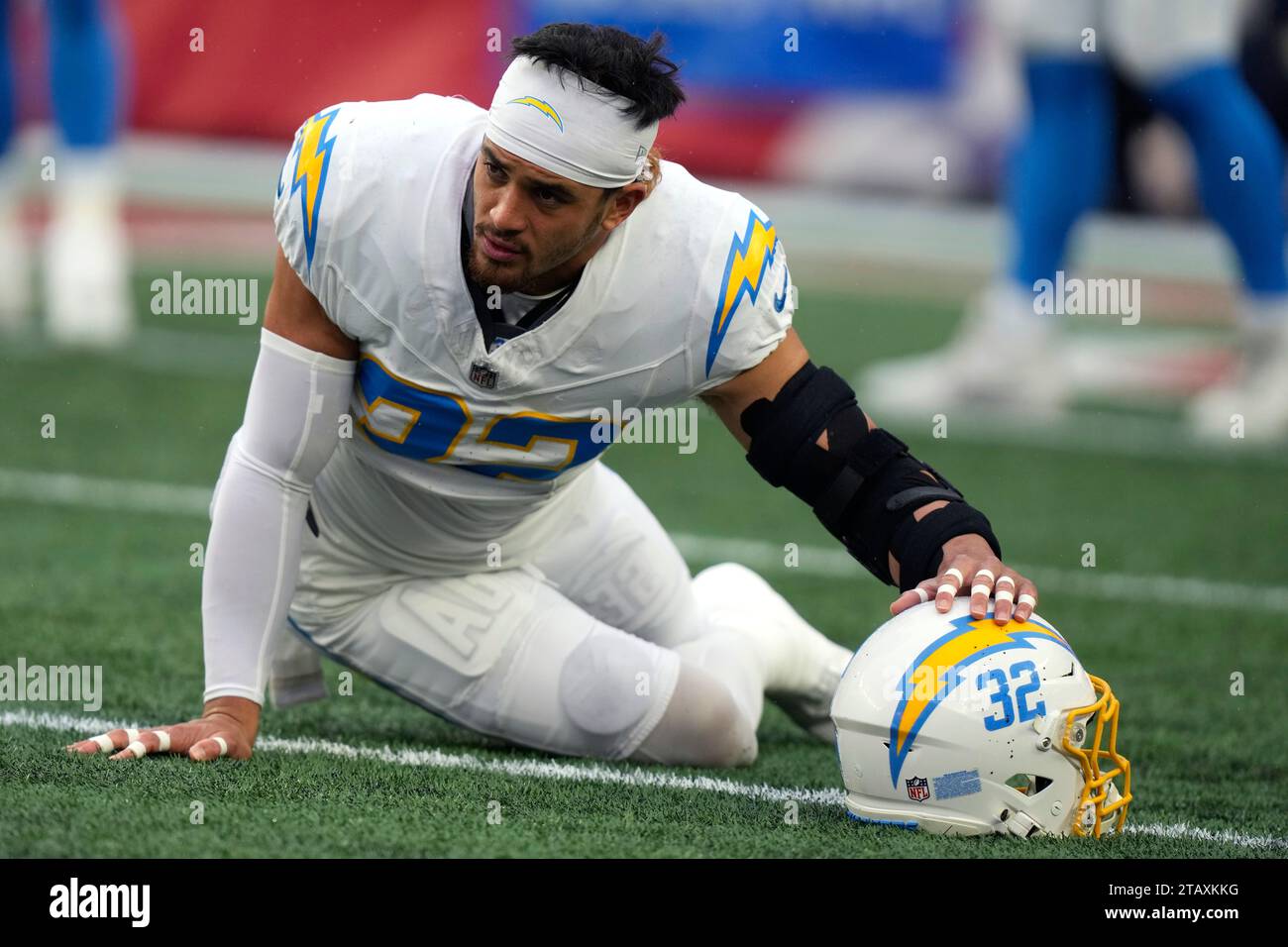 Los Angeles Chargers safety Alohi Gilman (32) stretches prior to an NFL ...