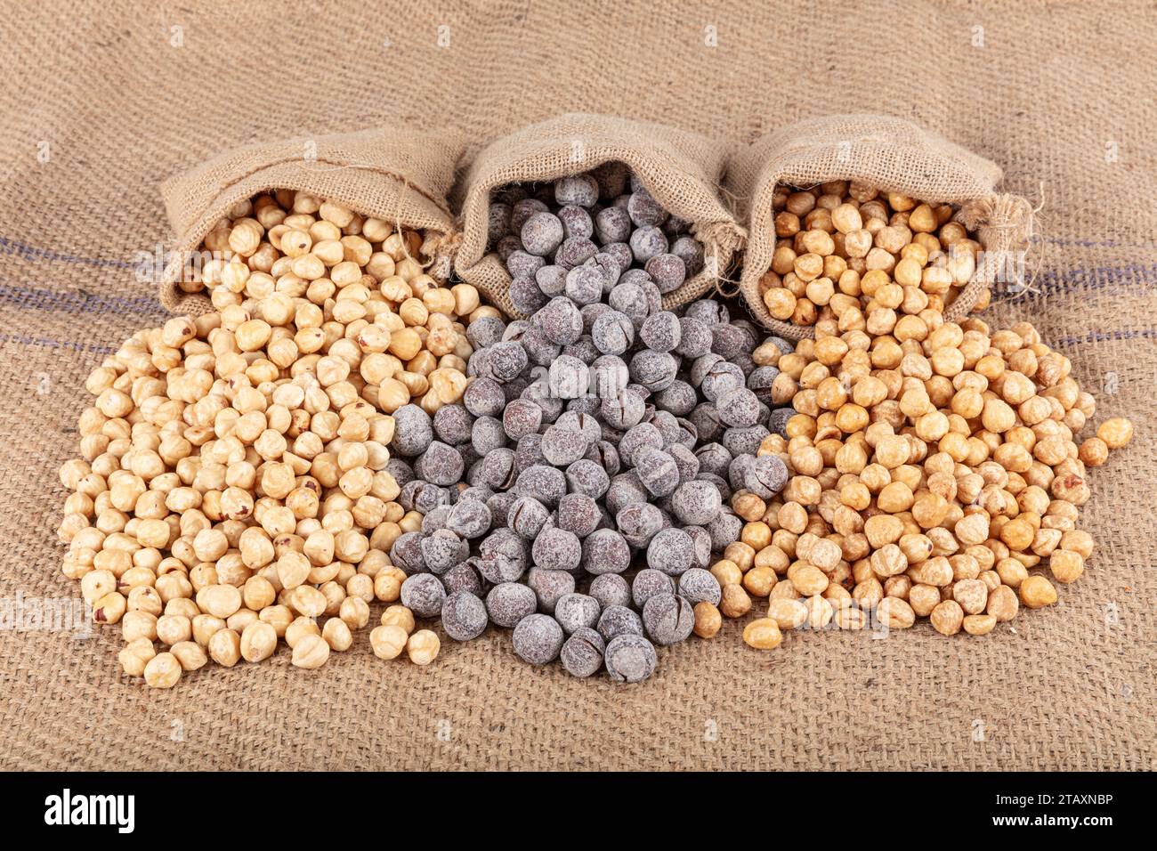 Hazelnut varieties hi-res stock photography and images - Alamy