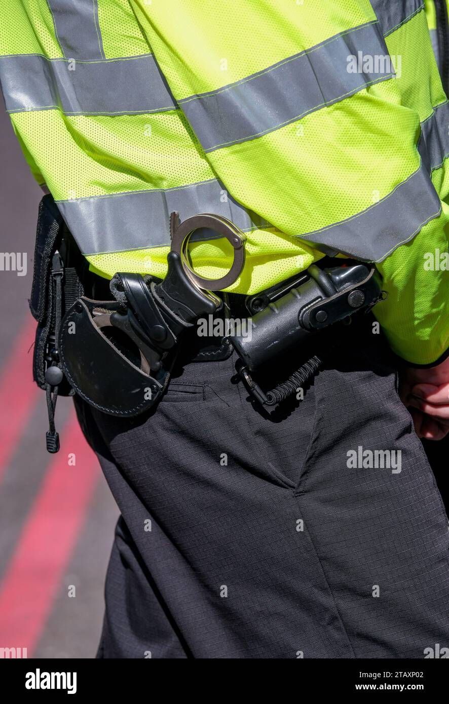 Emergency response belt hi-res stock photography and images - Alamy