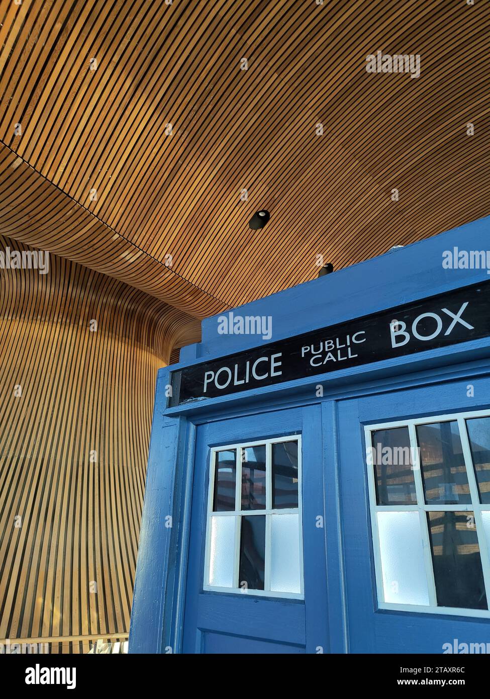 Tardis inside hi-res stock photography and images - Alamy