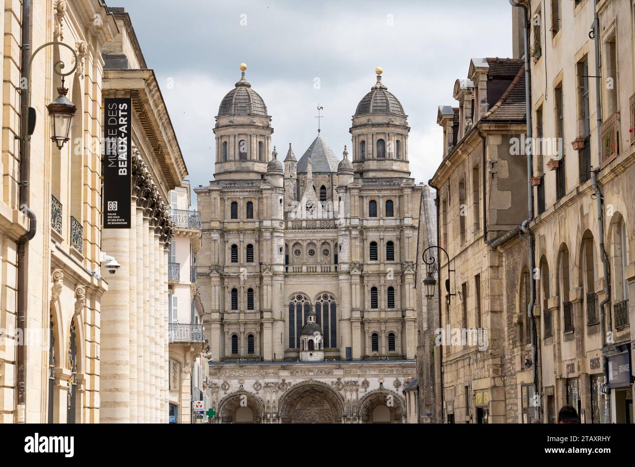 Medieval wood yard hi-res stock photography and images - Alamy