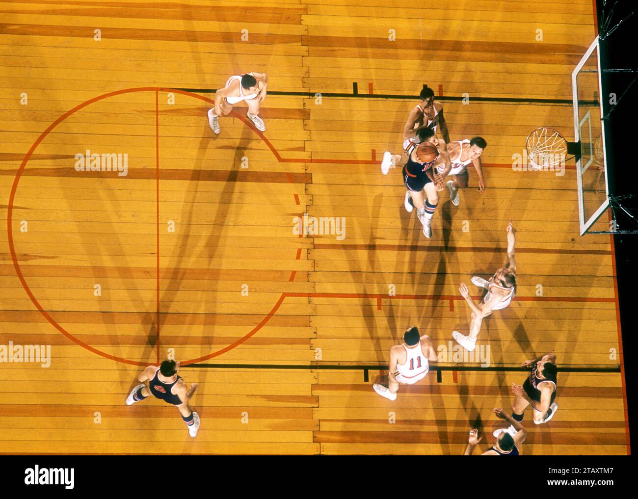 NEW YORK, NY - JANUARY 5: Jim Holstein #10 of the Fort Wayne Pistons ...