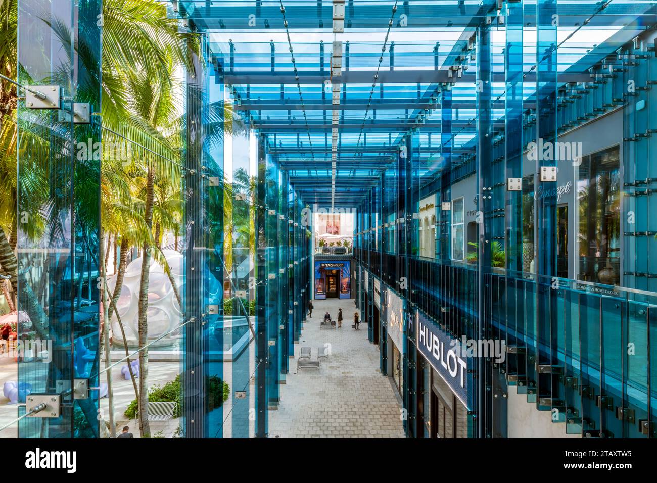 Miami Design District, Art Basel Art Outdoors Exhibition 2023 Miami ...