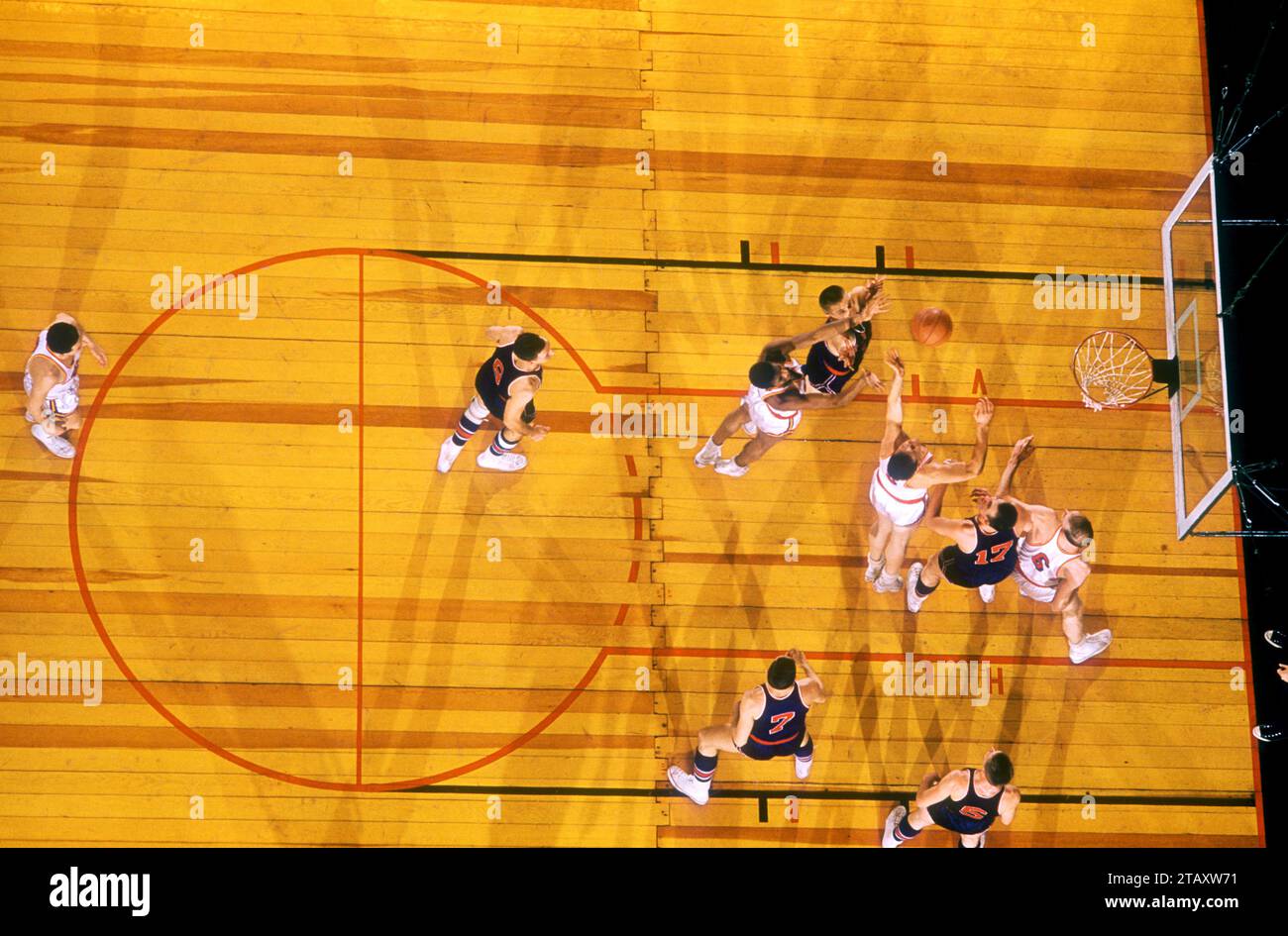 NEW YORK, NY - JANUARY 5: Joe Graboski #9, Jackie Moore #14 and Neil ...