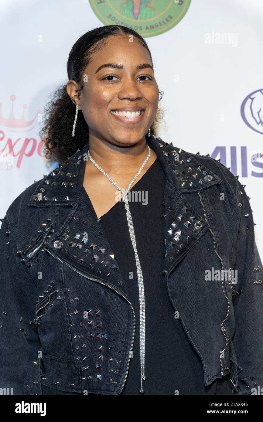 Los Angeles Usa 02nd Dec 2023 Randb Singer Nielle Attends Prom Expo Unlimited Fundraising
