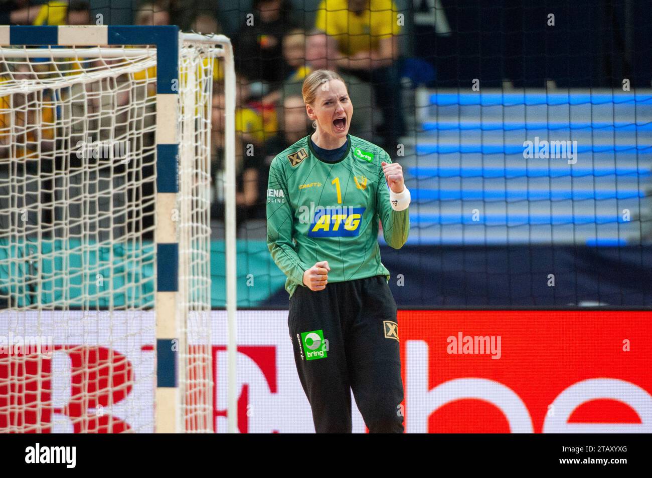 Gothenburg, Sweden. 3rd Dec 2023. goalkeeper Johanna Bundsen of Sweden ...