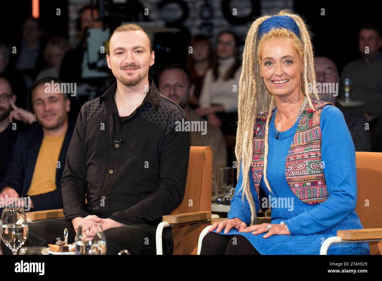Arme stark hi-res stock photography and images - Alamy