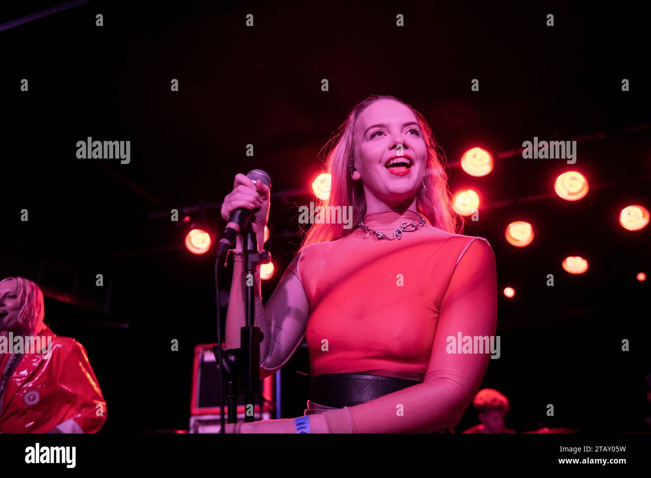 Dream Wife performing at Sala Razzmatazz 3, Barcelona 27 Nov. 2023 ...