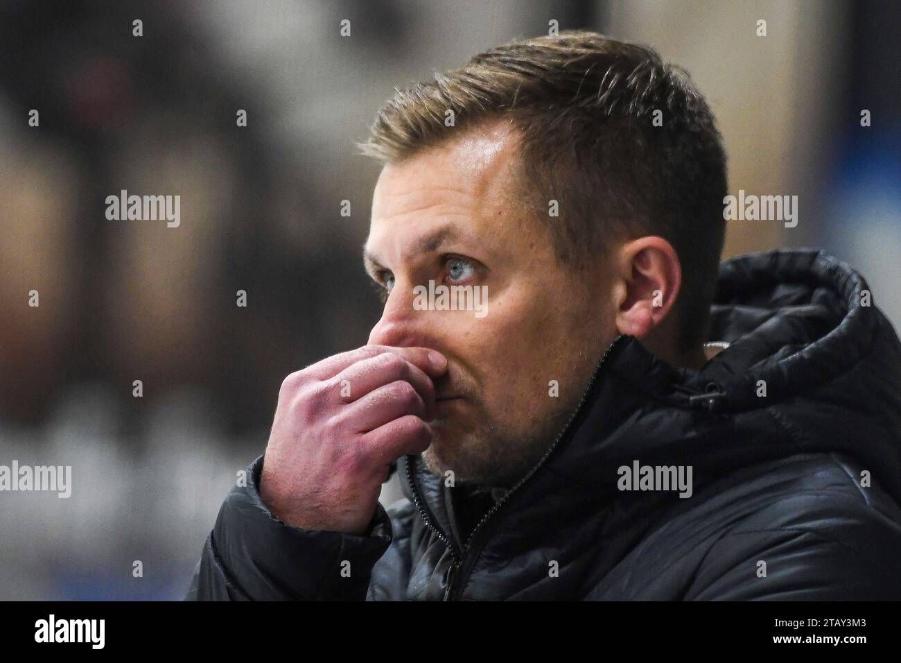 Memmingen, Deutschland. 03rd Dec, 2023. 03.12.2023, Eissporthalle am ...