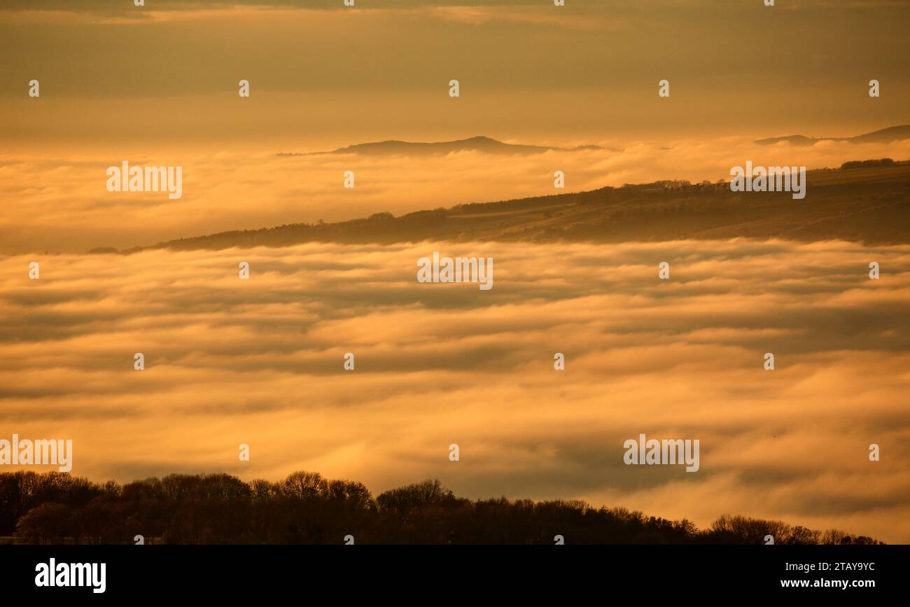 Cloud inversion , fog and mist Stock Photo - Alamy