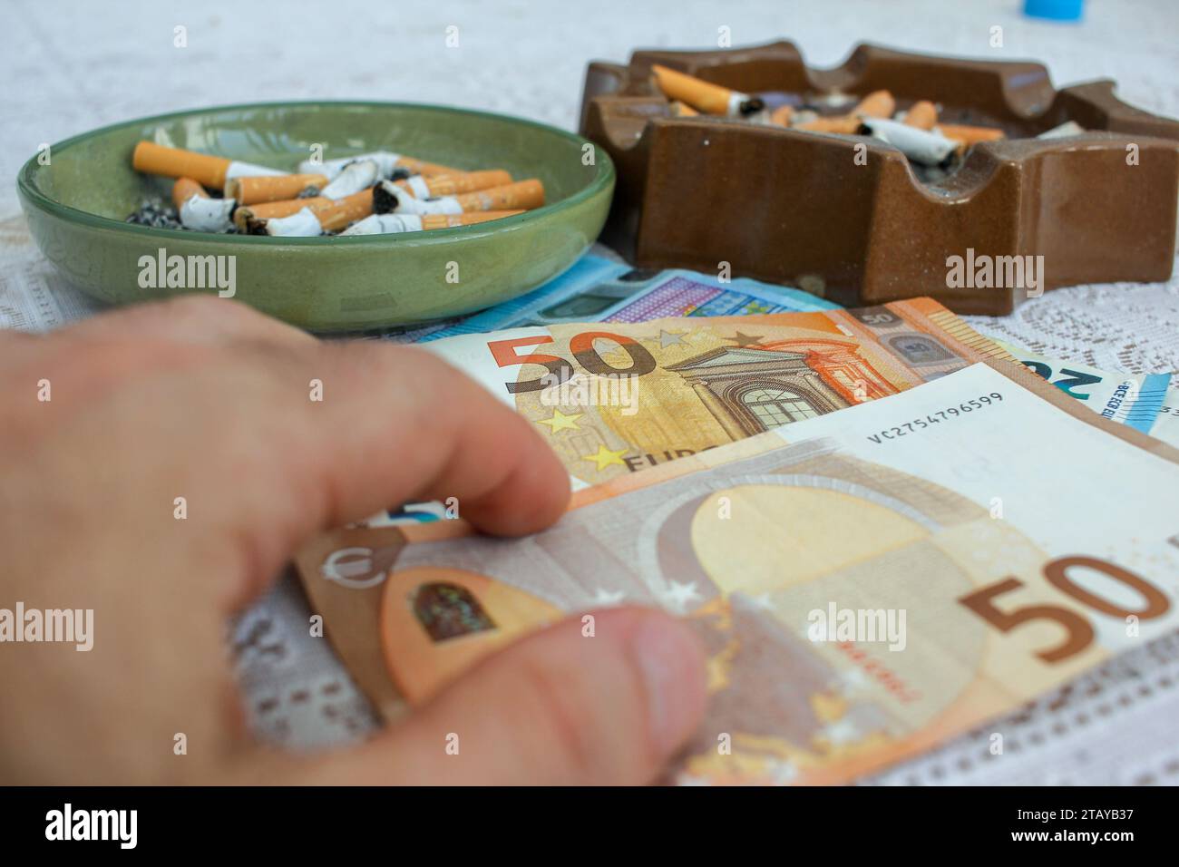 the cost of smoking is enormous for national health service Stock Photo ...