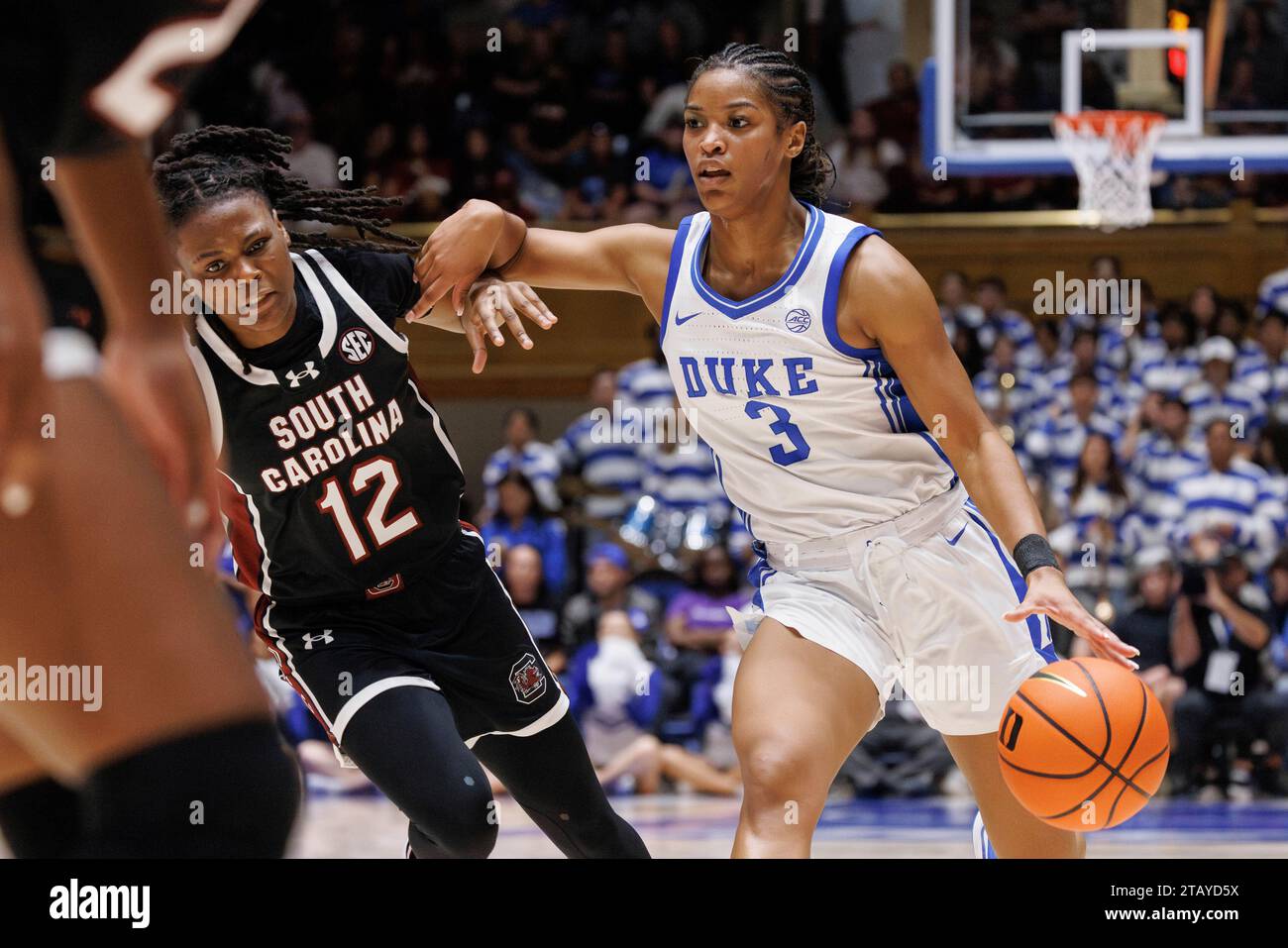 Duke's Ashlon Jackson (3) handles the ball as South Carolina's MiLaysia ...