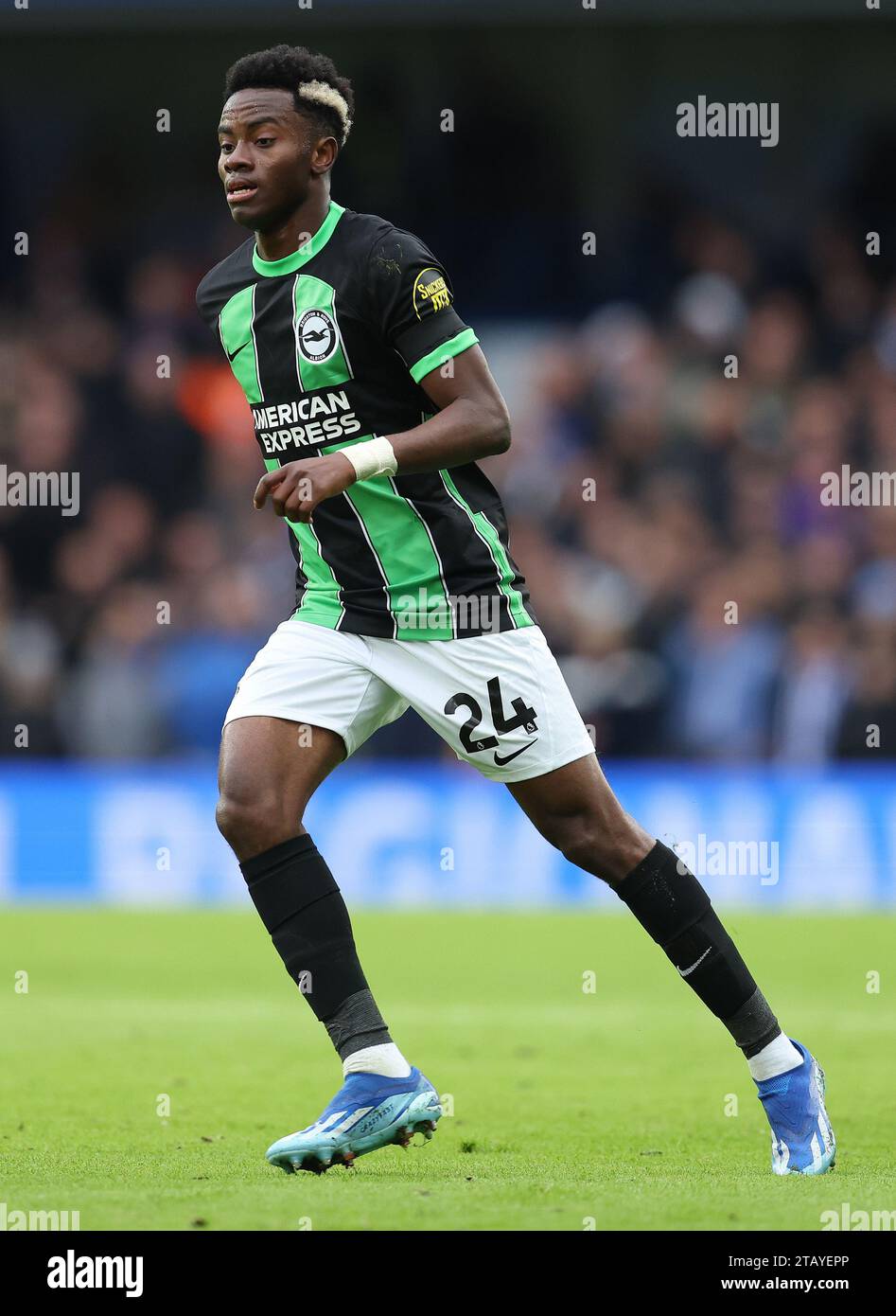 London, UK. 3rd Dec, 2023. Simon Adingra of Brighton and Hove Albion ...