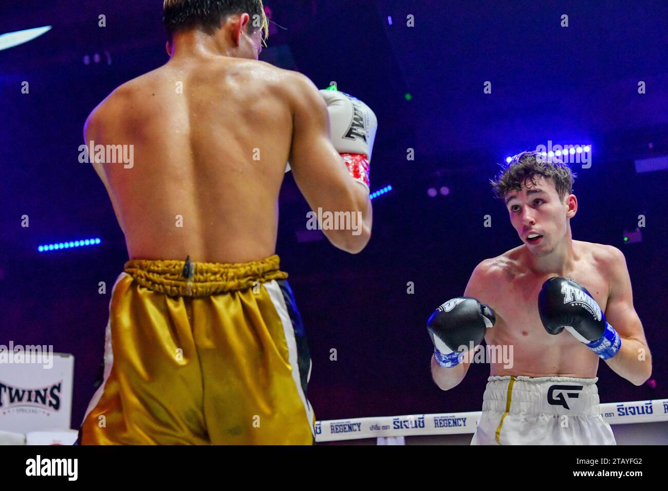 Bangkok, Thailand. 02nd Dec, 2023. Professional boxer Giuliano Fantone ...