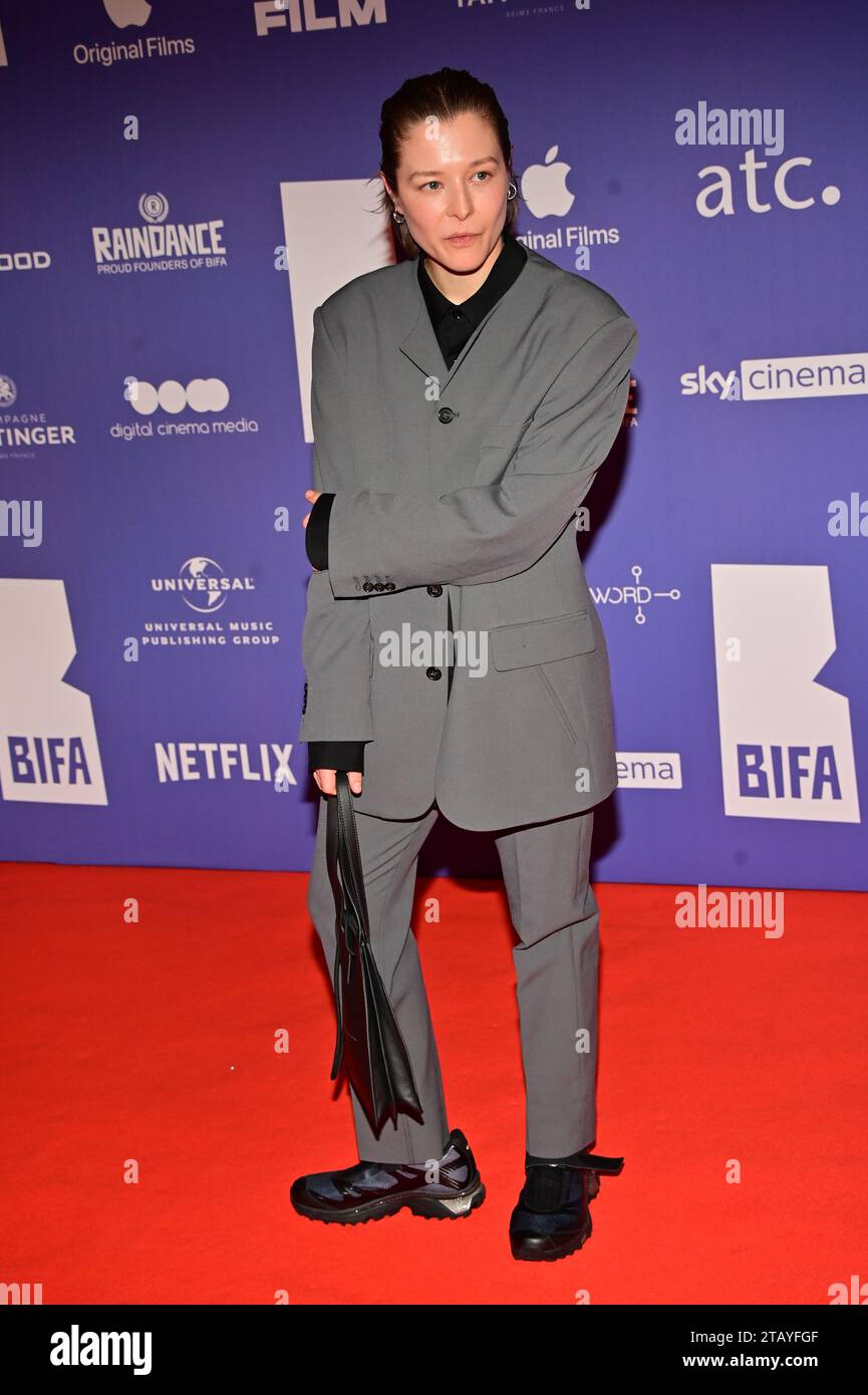 Emma darcy hi-res stock photography and images - Alamy