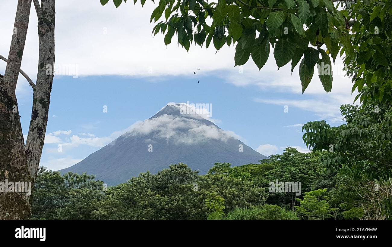 Costa Rica Arenal Volcano Stock Photo - Alamy