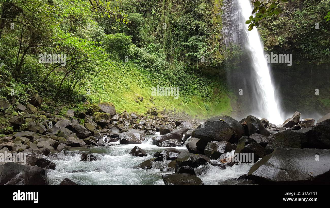 Costa Rica La Fortuna waterfall Stock Photo - Alamy