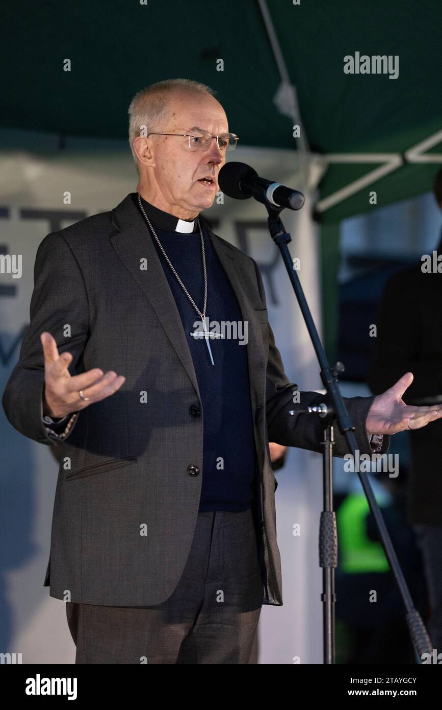 Israeli - Palestinian families Hamze Awawde and Magen Inon join ...