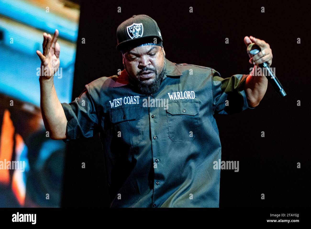 AMSTERDAM - American rapper Ice Cube during a performance in the Ziggo ...