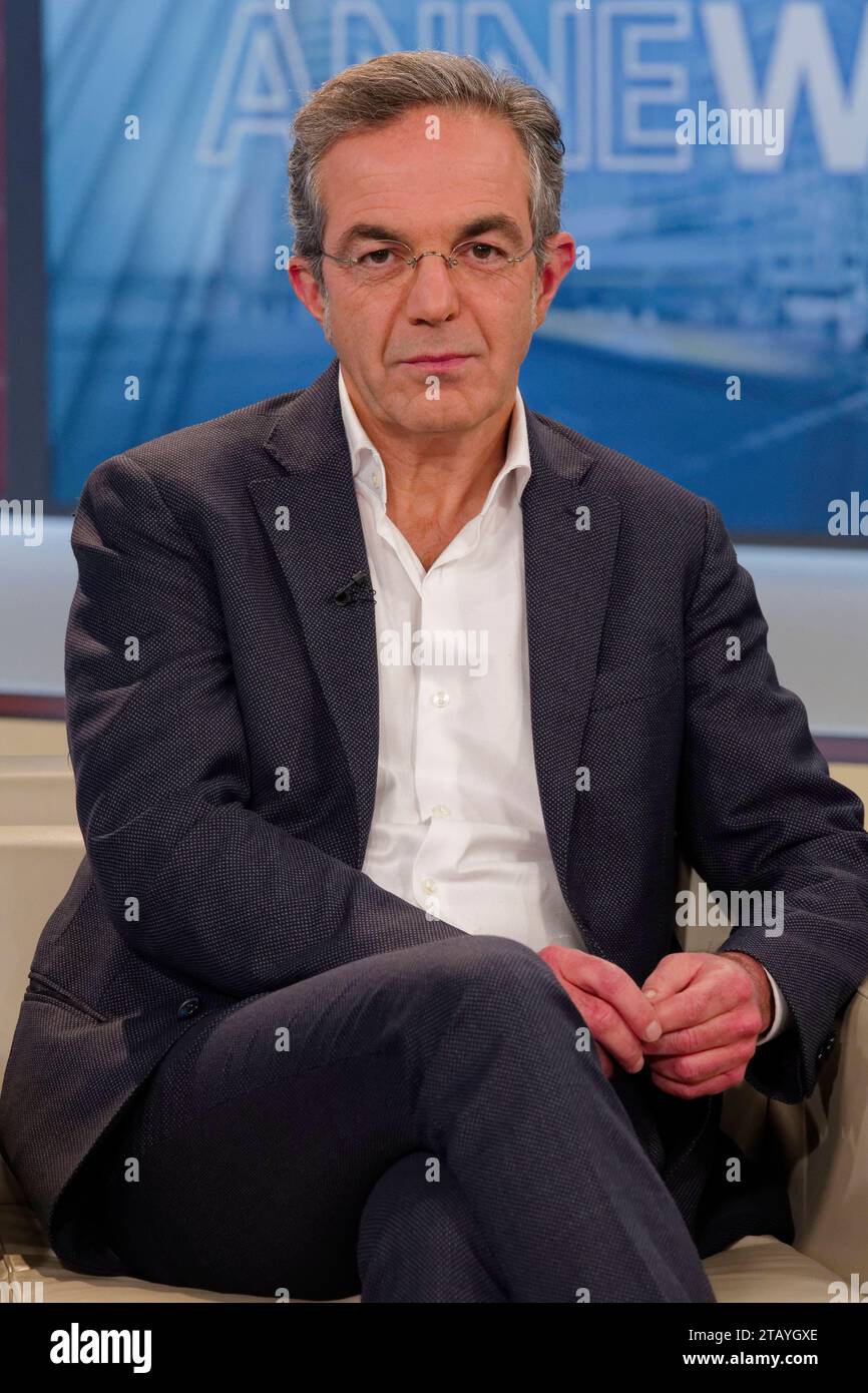 Navid Kermani bei Anne Will 2023-12-03 - Deutschland, Berlin - Navid ...