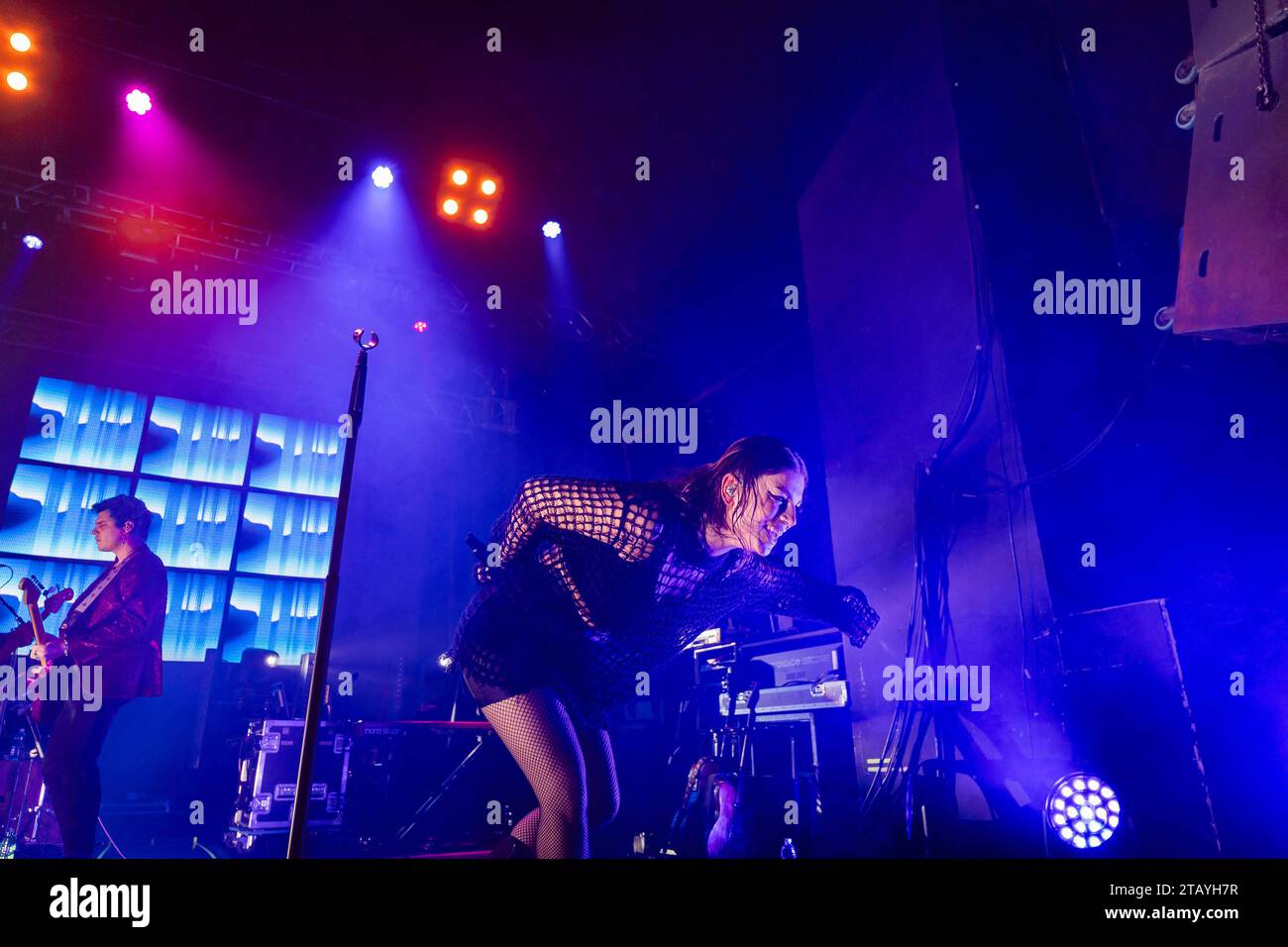 Italian singer Music Concert - Emma - Souvenir in da club Emma Marrone ...