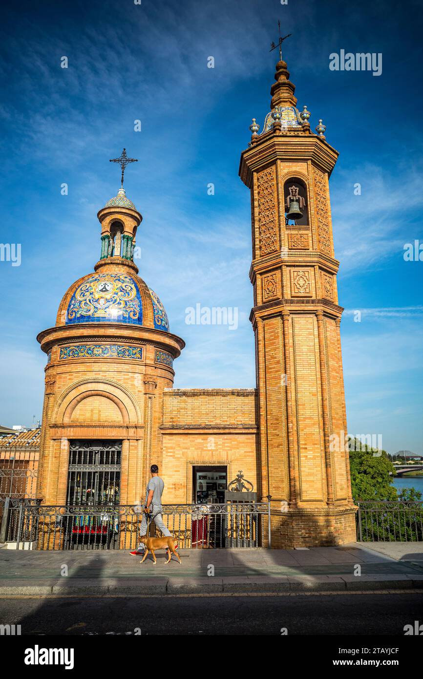 Triana seville restaurants hi-res stock photography and images - Alamy