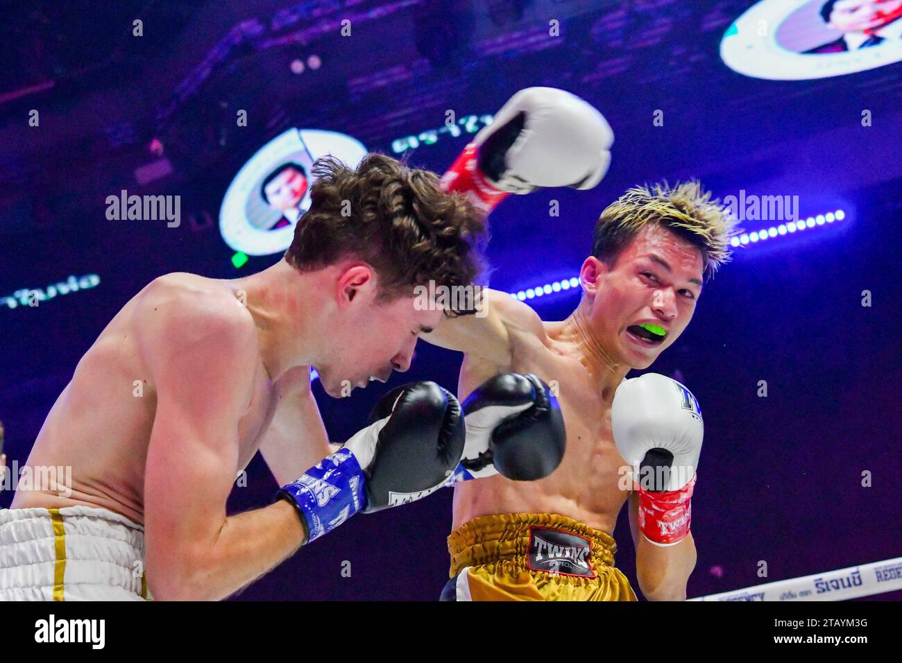 Bangkok, Thailand. 02nd Dec, 2023. Professional boxer Giuliano Fantone ...