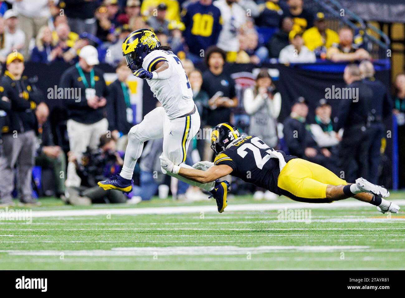 Indianapolis, Indiana, USA. 02nd Dec, 2023. Michigan running back ...