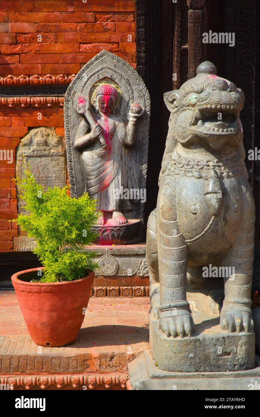 Nepal, Kathmandu, Yatkha Bahal, courtyard Stock Photo - Alamy