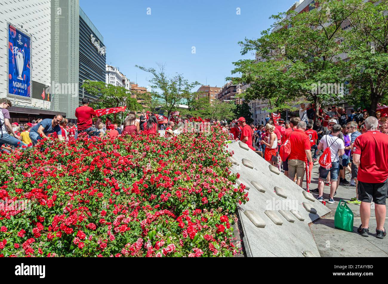 Champions league final fans madrid 2019 hi-res stock photography and ...