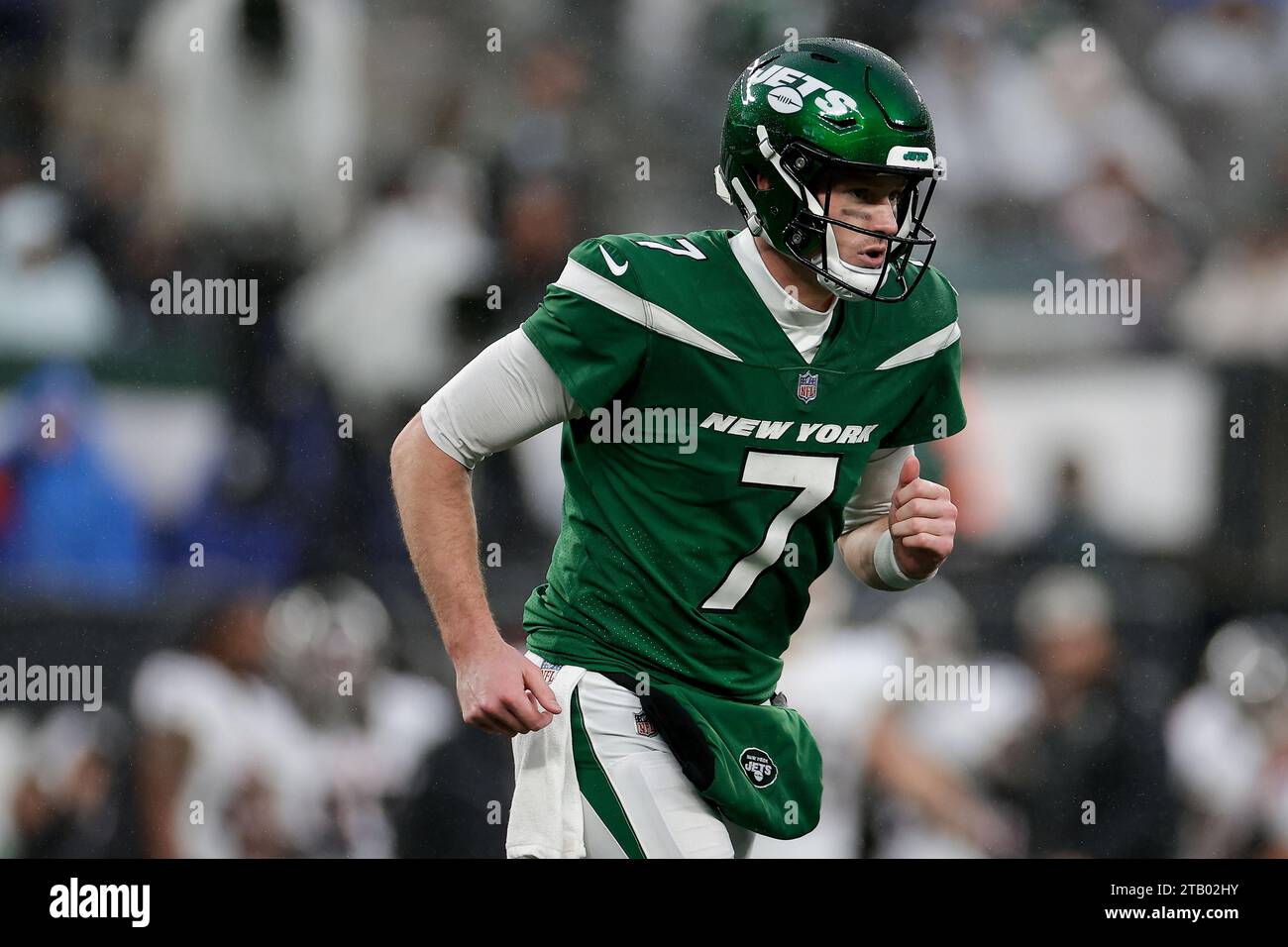 New York Jets quarterback Tim Boyle (7) runs up the field during the ...