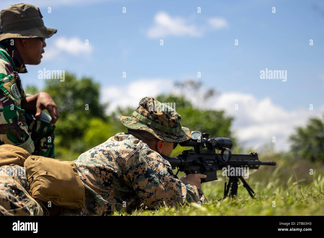 U.S. Marine Corps Sgt. Ryan Pulliam, a combat videographer, Marine ...