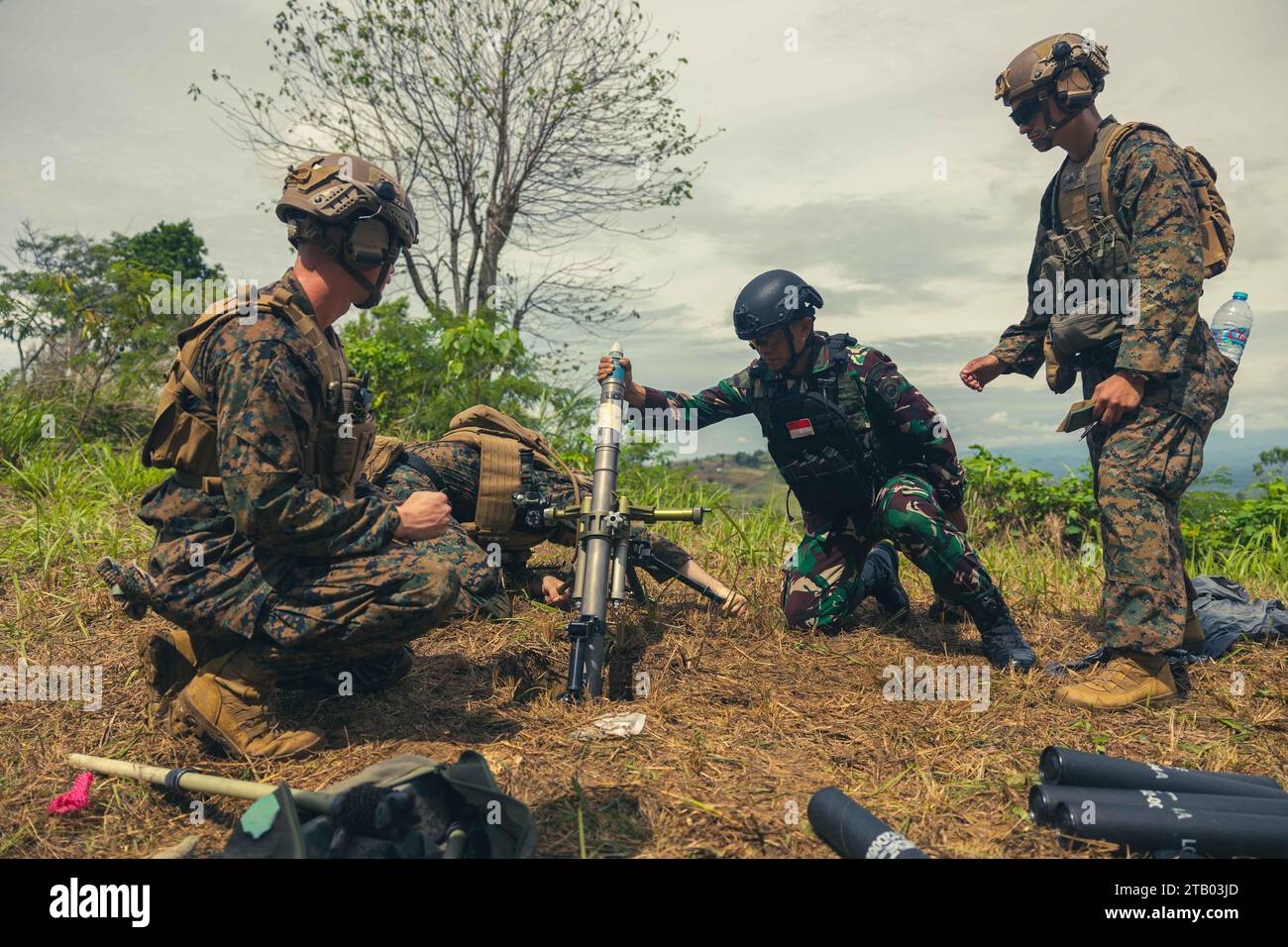 U.S. Marines with Marine Rotational Force-Southeast Asia, I Marine ...